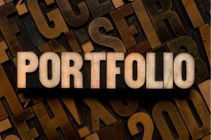 BUILDING YOUR ACTING PORTFOLIO: WHAT TO INCLUDE AND HOW TO STAND OUT ...