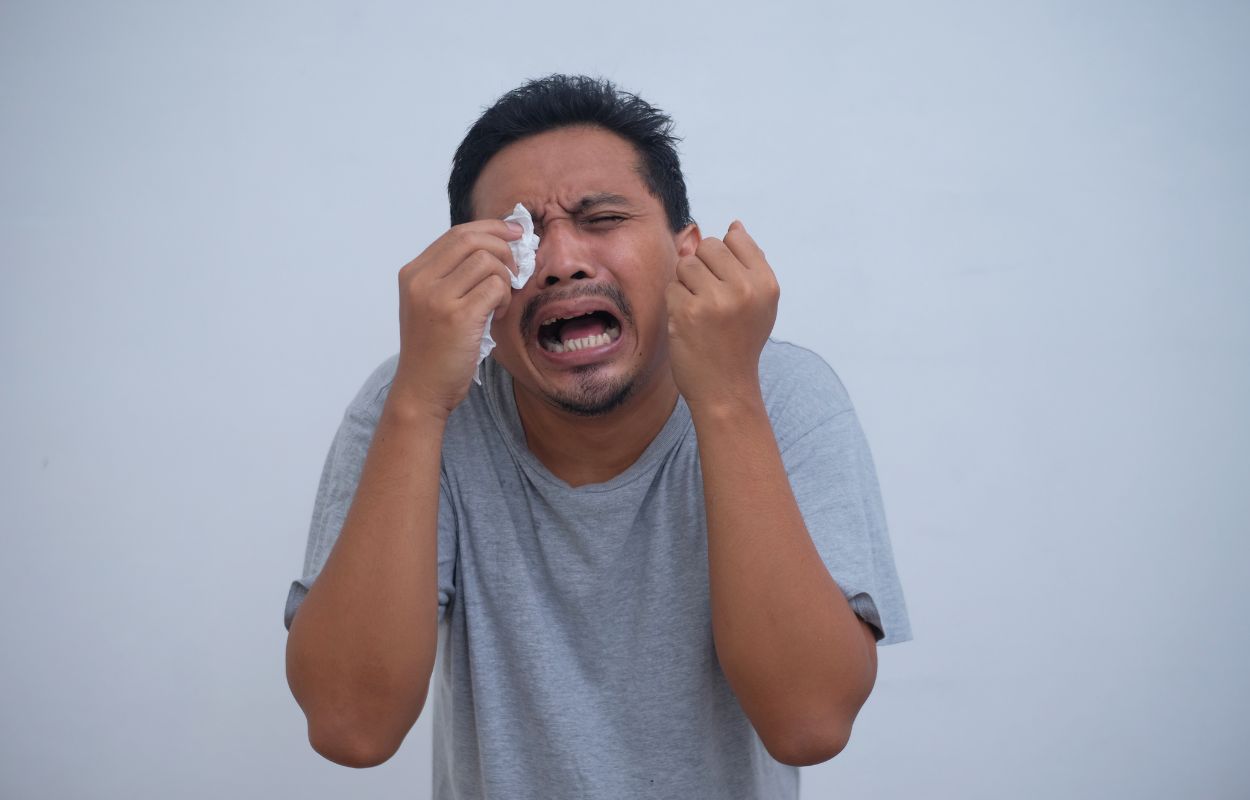 Can You Cry on Command? 6 Strange Techniques Actors Swear By ...